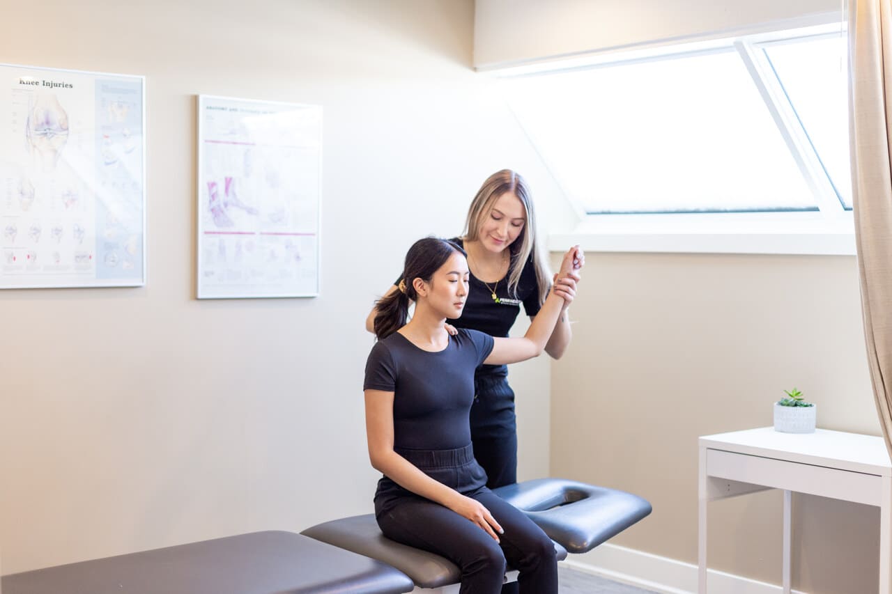 Chiropractic Solutions for Shoulder Health: From Stiffness to Strength